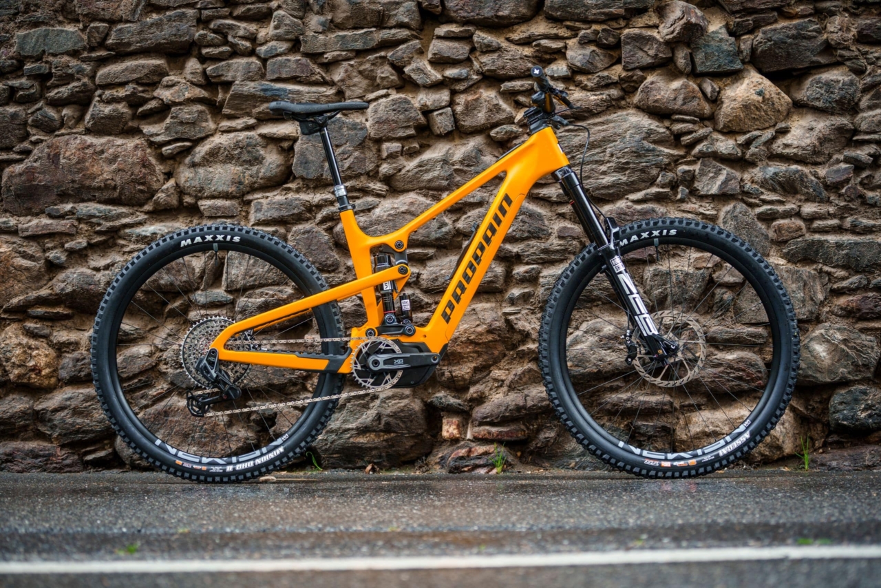 EKANO 2 CF | E-Mountainbike | E-Enduro | PROPAIN Bicycles North America